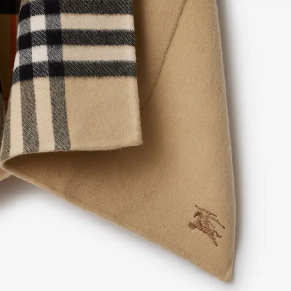 BURBERRY ベージュ　毛布 BURBERRY（バーバリー） BURBERRY LONDON バーバリーロンドン ウール